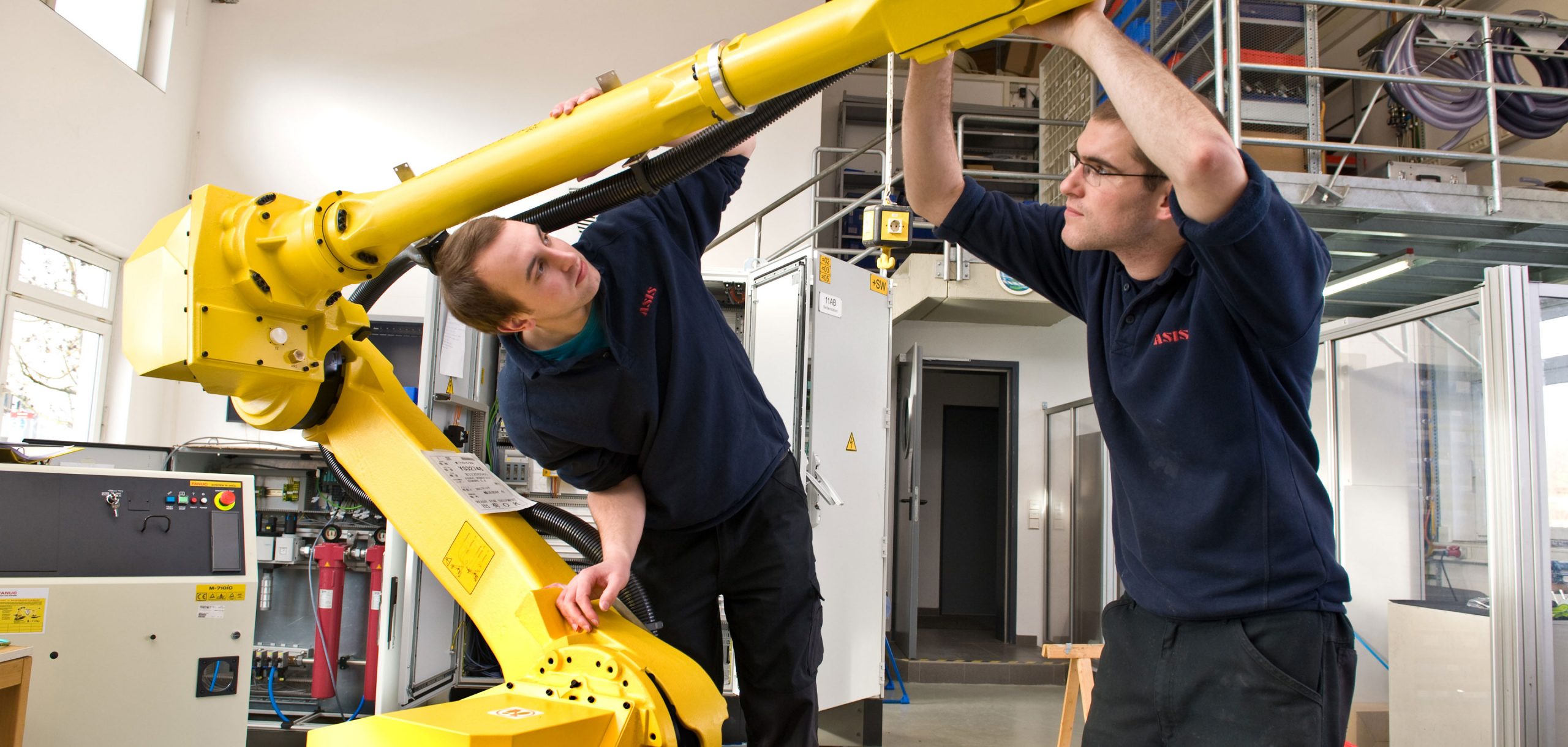 Roboter Programmierung | Roboter Integration - ASIS GmbH